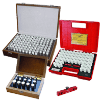 Test pin sets for inspection for bore tolerances